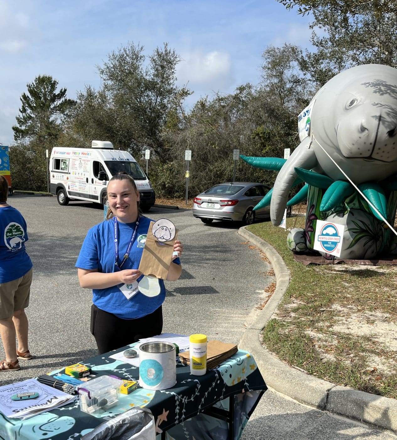 Volunteer Spotlight: Hannah Szuch | Save the Manatee Club